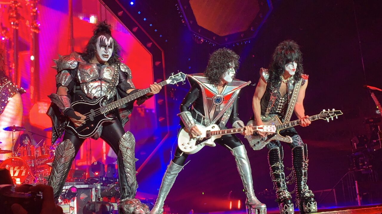 Kiss Announce Destroyer: The Definitive Visual History Book - AXS TV