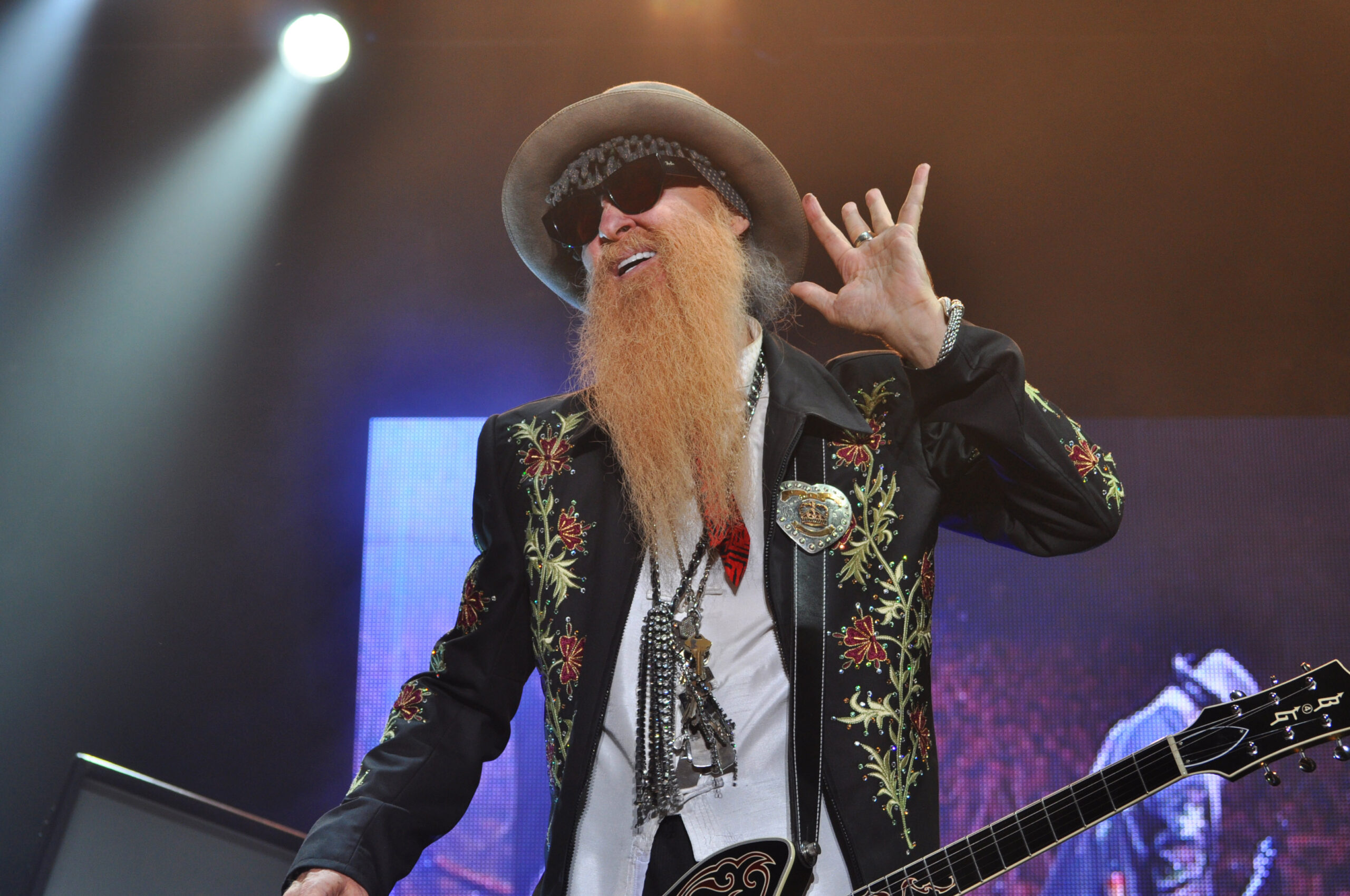 Billy Gibbons Teams Up with Billy Bob Thornton and Mark Collie for New ...