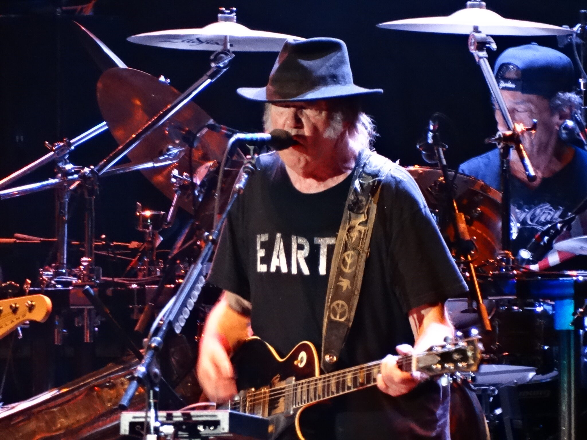 Neil Young Surprise Return to Stage at Vancouver Benefit - AXS TV
