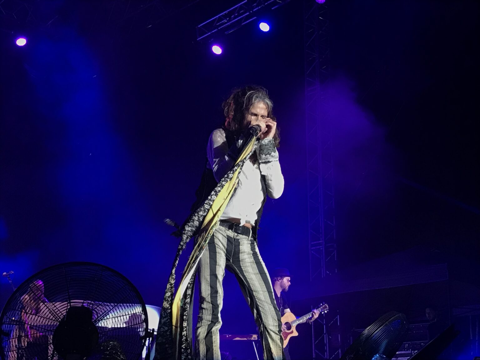 Steven Tyler Reunites with Aerosmith for Special Performance - AXS TV