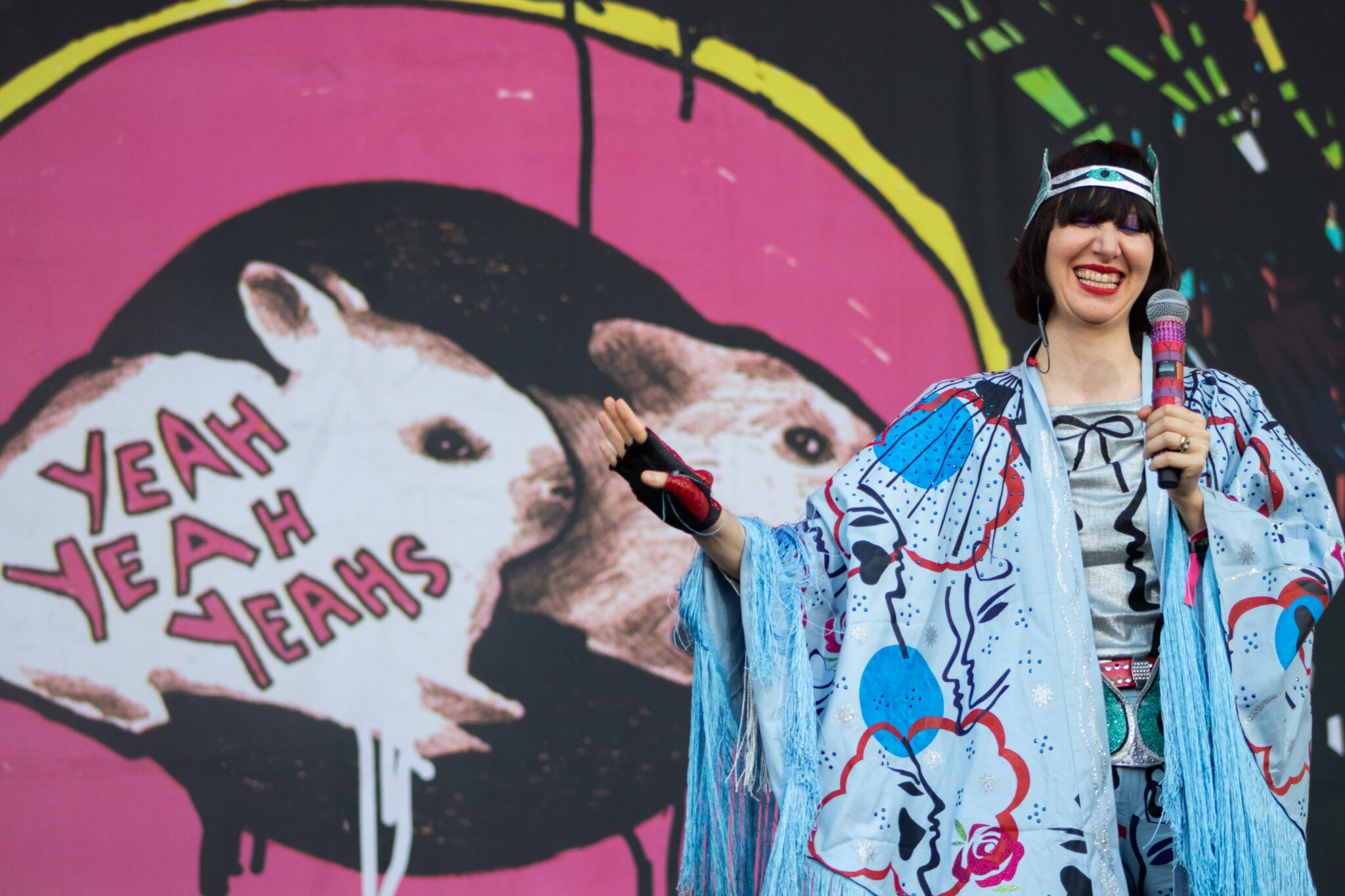 The Yeah Yeah Yeahs Announce 2025 Tour Dates - AXS TV