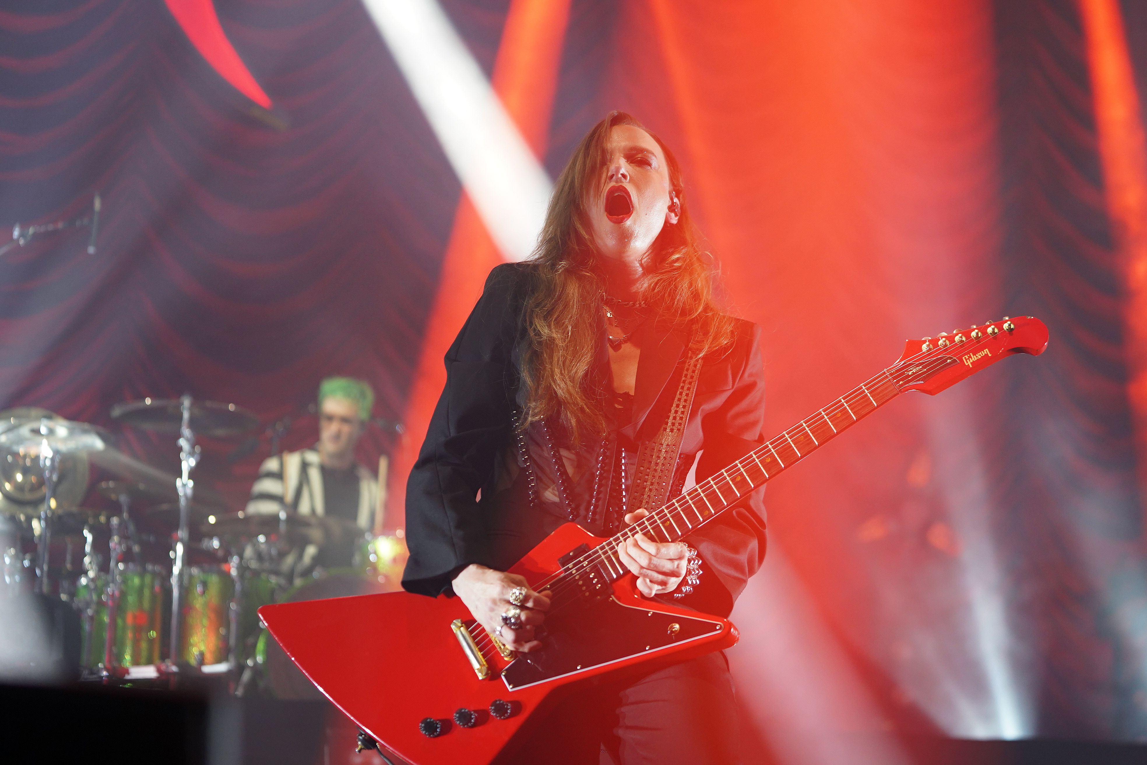 Halestorm Shares New Single - AXS TV