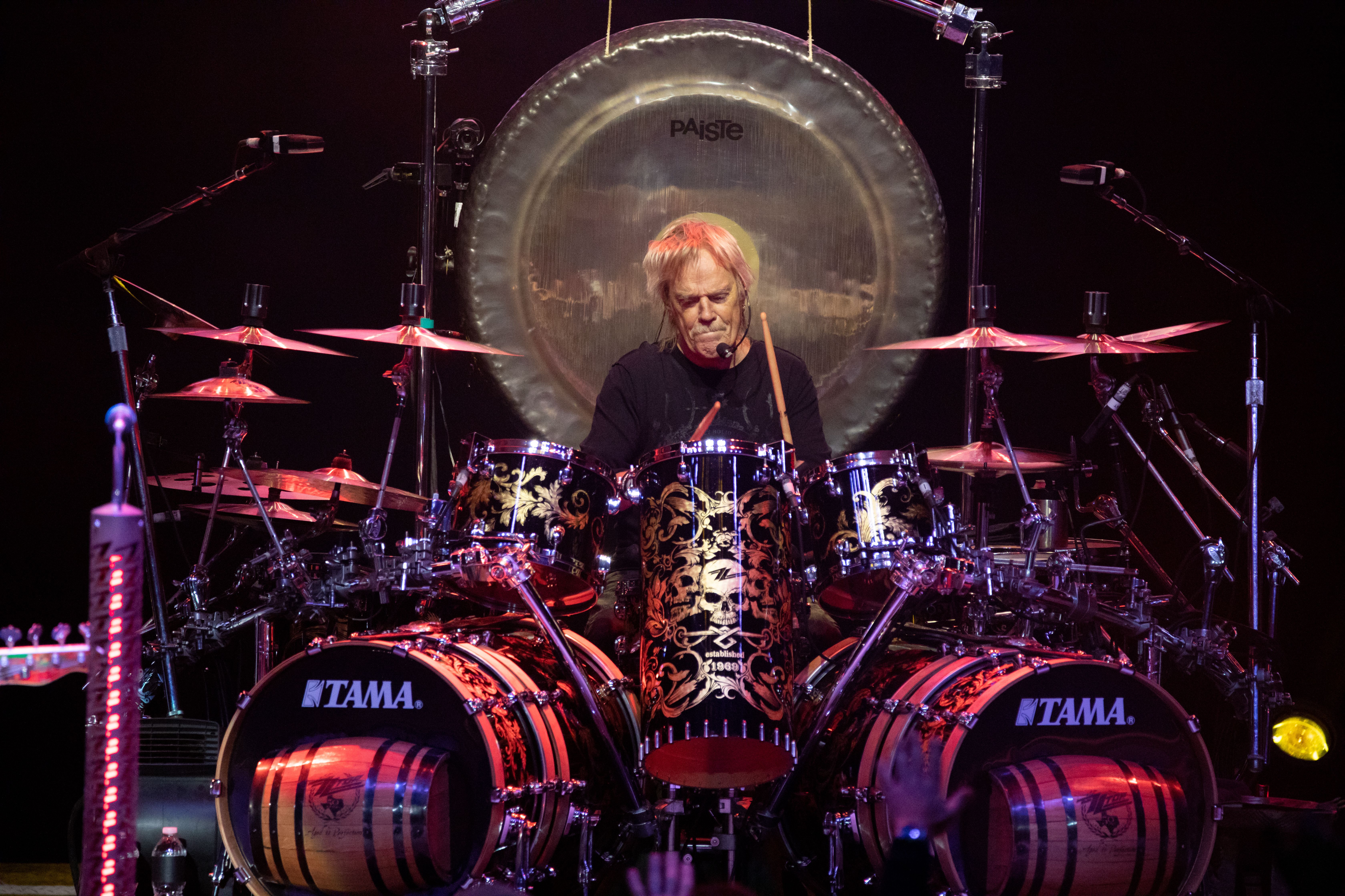 ZZ Top Announces Return of Frank Beard - AXS TV
